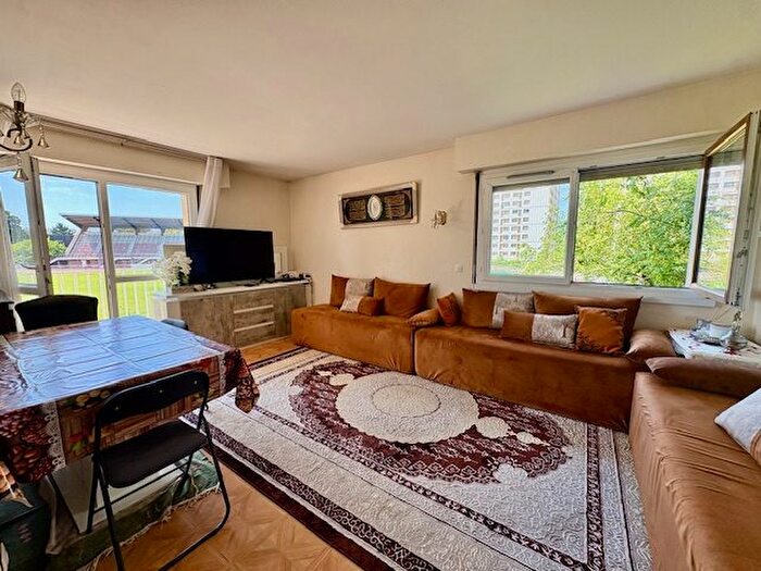 Appartement à vendre - Cachan, La Plaine - 2 pièces - 1 chambre