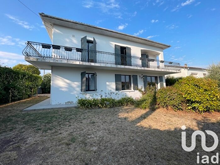 Maison à vendre - Saintes, Bellevue, La Grange, Les Boiffiers - 8 pièces - 6 chambres