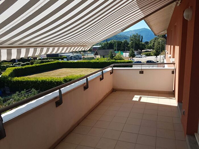 Appartement à louer - Sassenage - 3 pièces - 2 chambres