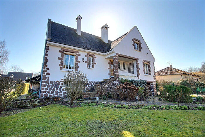 Maison à vendre - Lormaye - 8 pièces - 5 chambres