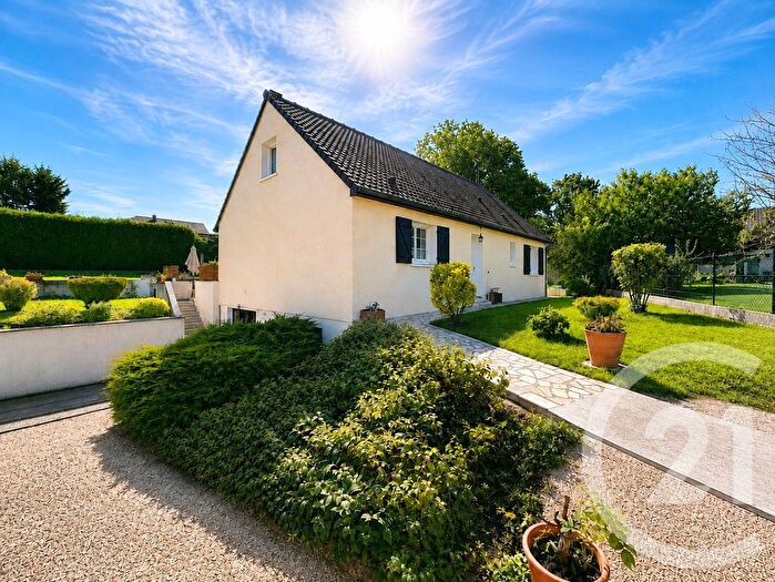 Maison 6 pièces à vendre à Bleury-Saint-Symphorien