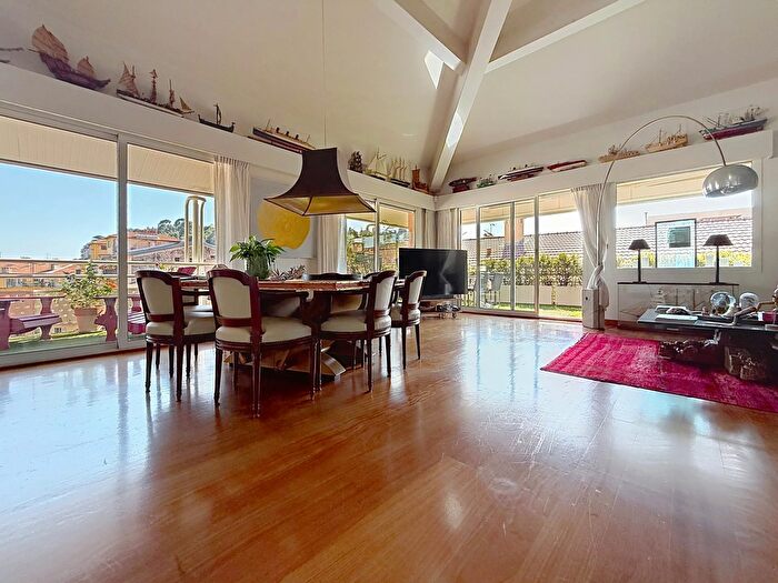 Appartement 3 pièces à vendre à Nice, Le Port