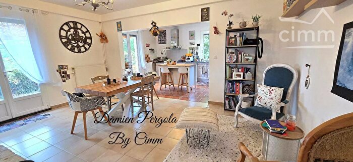 Maison à vendre - Sarlat-la-Canéda - 7 pièces - 3 chambres