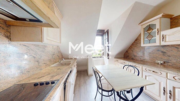 Appartement à vendre - Auxerre, Saint-Julien, Saint-Amâtre - 3 pièces - 2 chambres