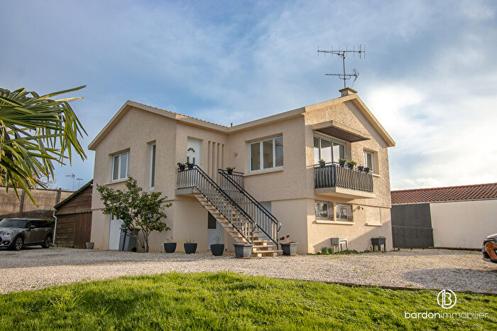 Maison à vendre - Challans, Croix Maraud - 7 pièces - 5 chambres