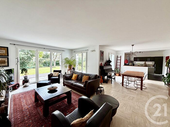 Maison à vendre - Maisons-Laffitte, Est - 7 pièces - 5 chambres