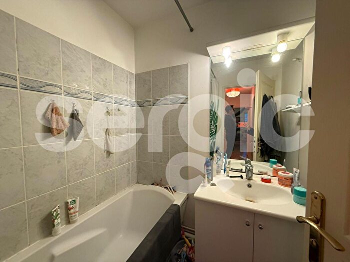 Appartement à louer - Marcq-en-Bar ul, Plouich, Clémenceau, Calmette - 3 pièces - 2 chambres