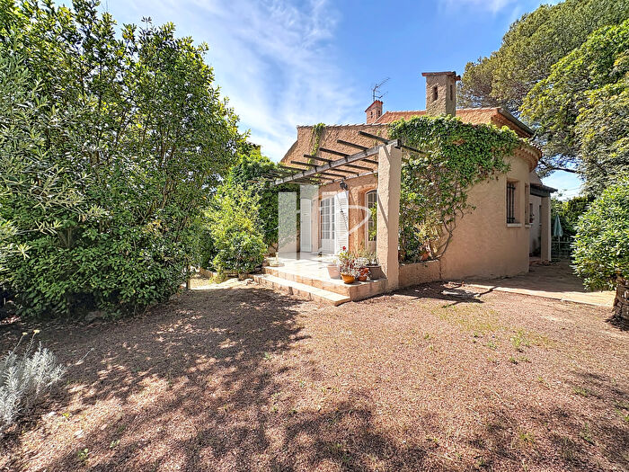 Maison 7 pièces à vendre - Saint-Raphaël, Boulouris