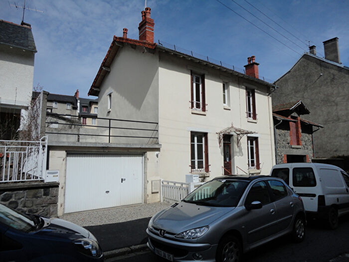 Maison à louer - Aurillac, Belbex, Vialenc, Gare, Patte dOie, Escanis - 6 pièces - 4 chambres