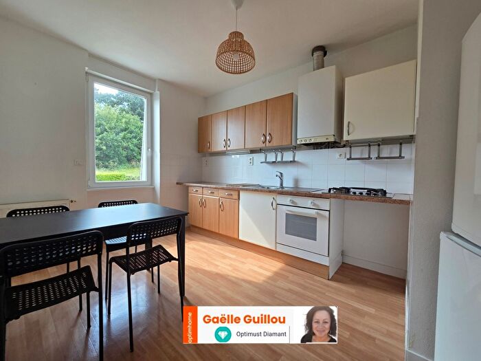 Appartement 4 pièces à Saint-Pol-de-Léon, à vendre