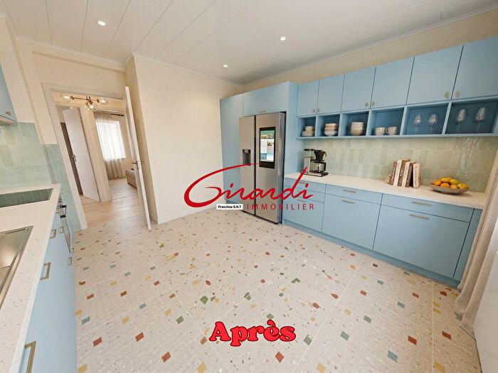 Appartement à vendre - Mulhouse, Doller - 5 pièces - 3 chambres