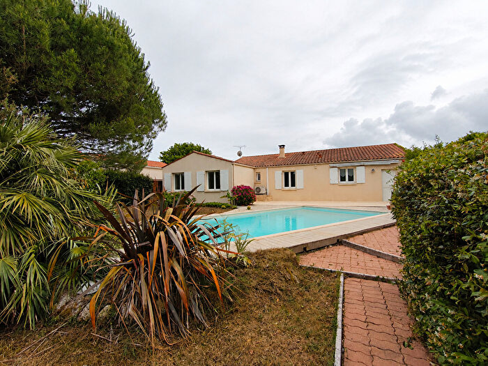 Maison 5 pièces à vendre à Port-des-Barques