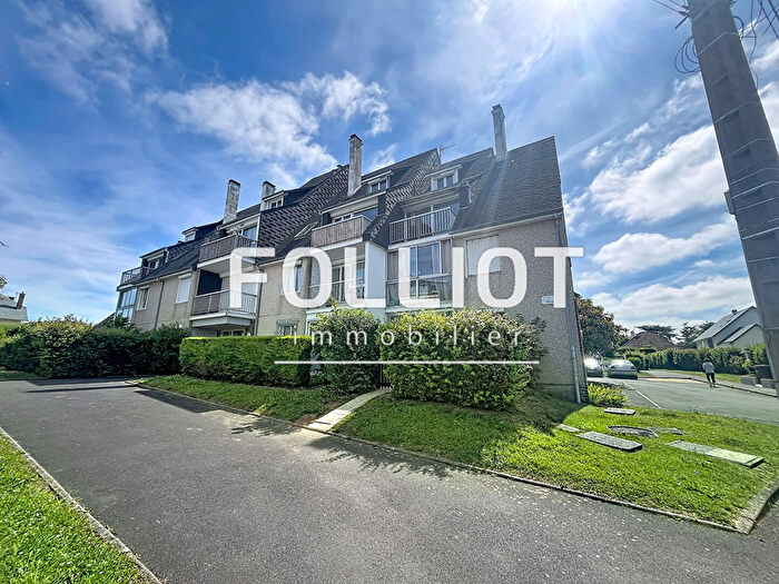 Luc-sur-Mer : Appartement 2 pièces à vendre