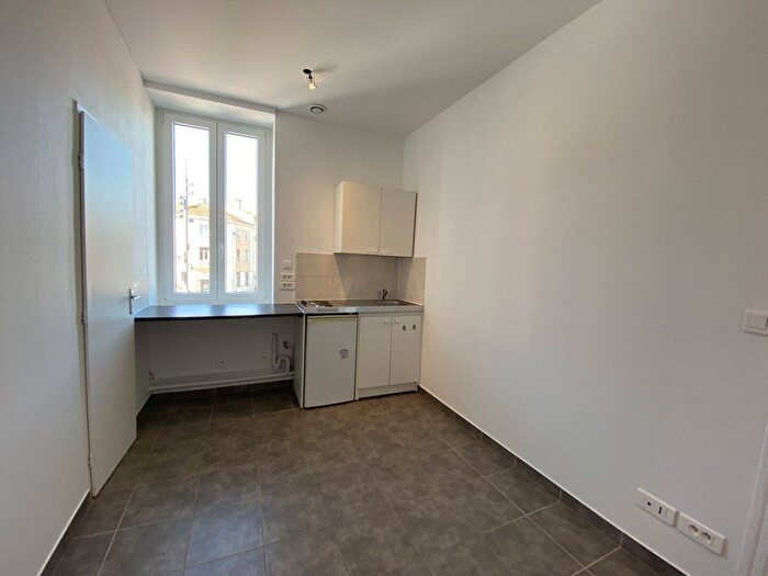Appartement à louer - Centre Nord, Oullins-Pierre-Bénite - 2 pièces - 1 chambre
