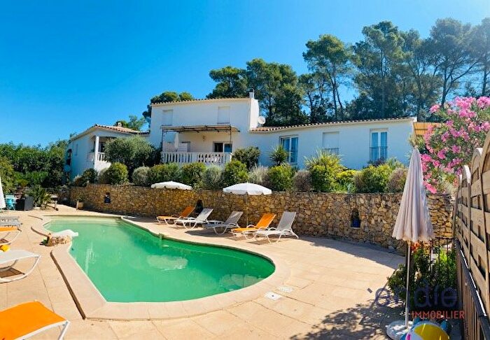 Maison à vendre - Lorgues - 10 pièces - 7 chambres