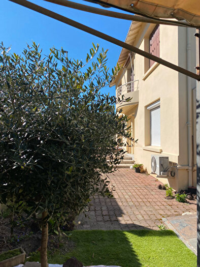 Maison à vendre - Clermont-Ferrand, Cotes de Clermont - 4 pièces - 2 chambres