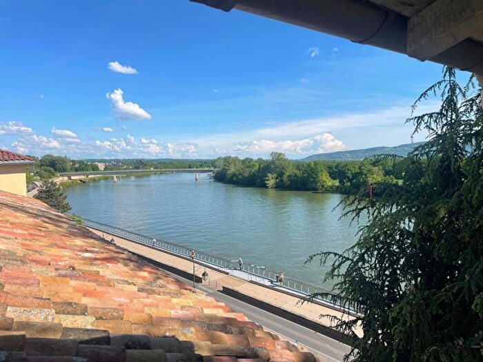 Est, Trévoux - Appartement 1 pièce à louer