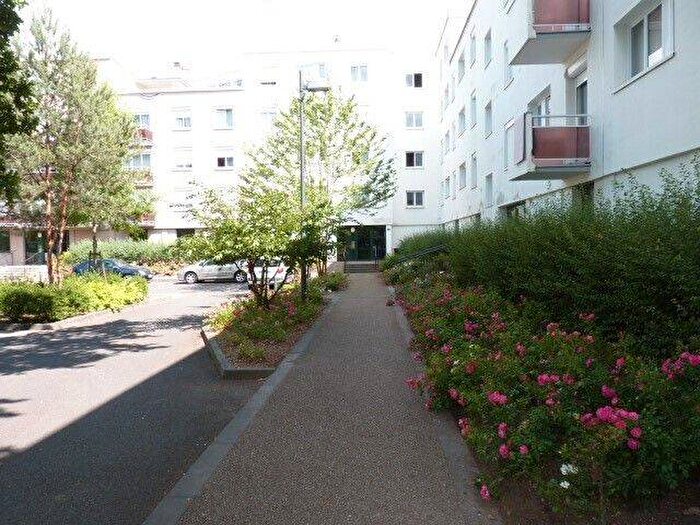 Appartement à louer - Activités, Orléans - 4 pièces - 3 chambres