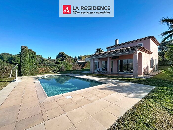 Maison à vendre - Cagnes-sur-Mer, Les Colettes - 5 pièces - 4 chambres