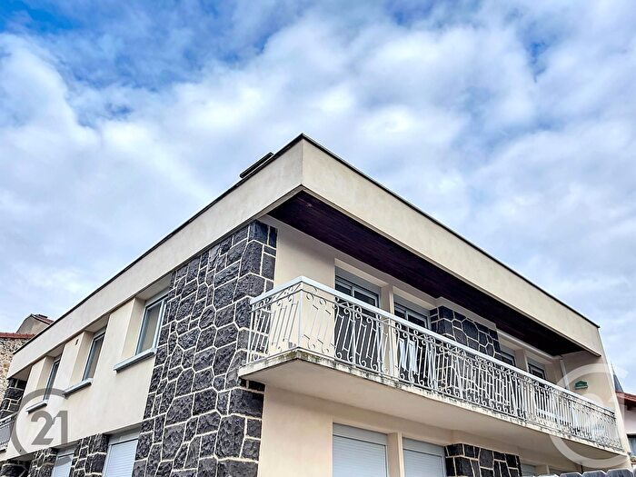 Appartement à vendre - Châtel-Guyon - 4 pièces - 3 chambres