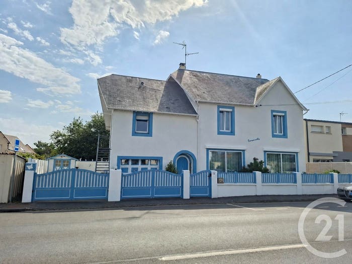 Saint-Pair-sur-Mer : Maison 8 pièces à vendre