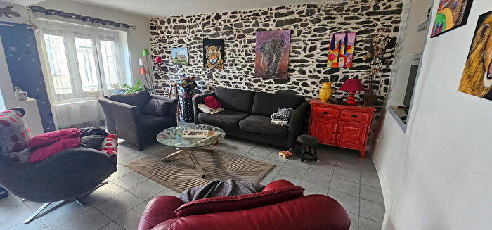 Maison à vendre - Châteaugay - 4 pièces - 3 chambres