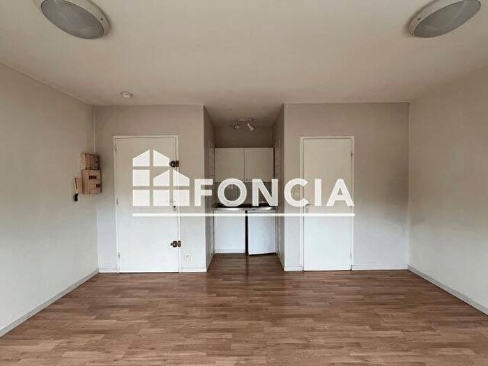 Appartement à louer - Teyssère, Saint-Martin-dHères - 1 pièce