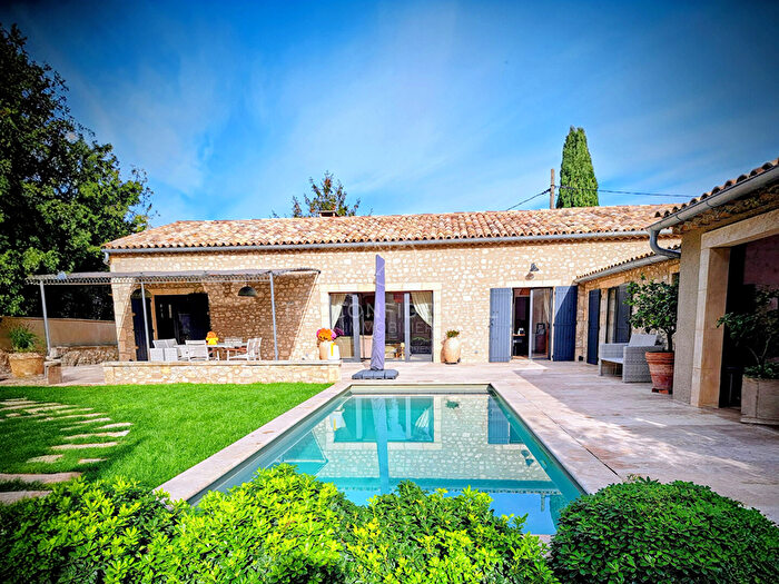 Maison à vendre - Saint-Rémy-de-Provence - 6 pièces - 4 chambres