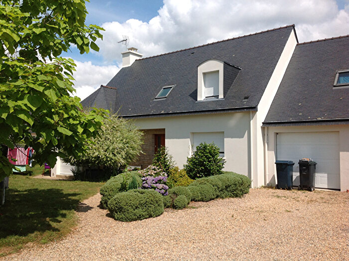 Maison 7 pièces à louer à Questembert
