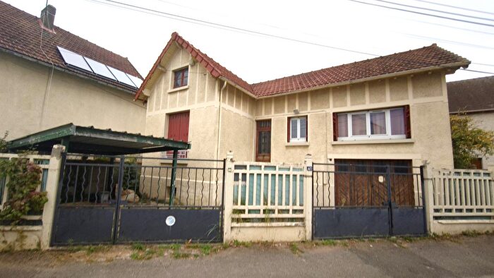 Les Mureaux, Stade : Maison 3 pièces à vendre