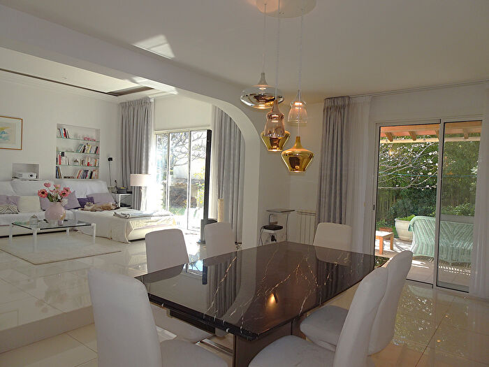 Maison à vendre - Hyères, Maurels - 6 pièces - 4 chambres