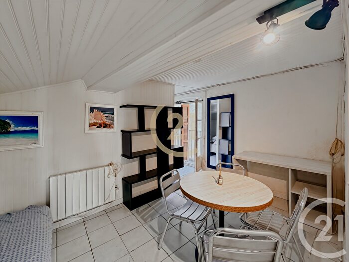 Appartement 1 pièce à Bastia, Centre-ville ancien, à louer