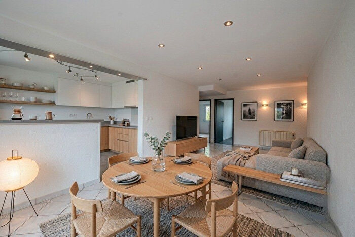 Appartement 4 pièces à vendre à Douvaine