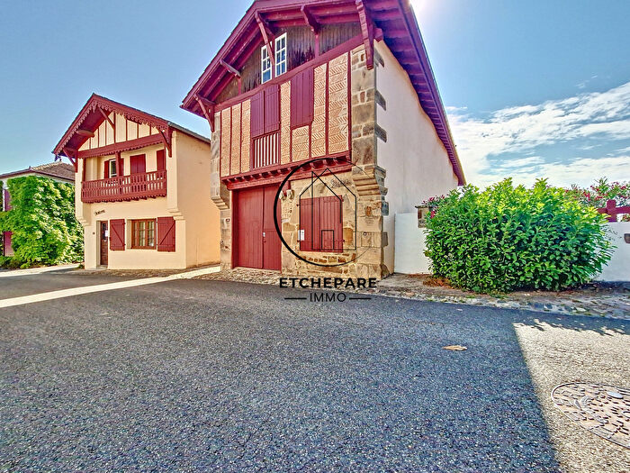 Maison à vendre - Garris - 12 pièces - 6 chambres