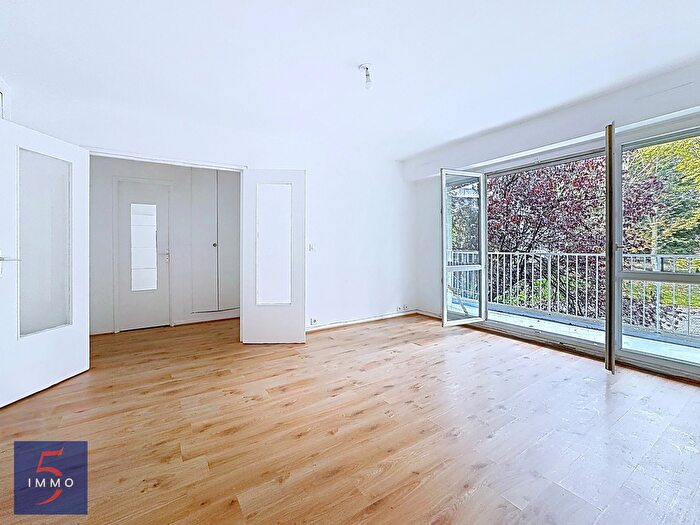 Appartement 2 pièces à vendre - Noisy-le-Grand, Nord