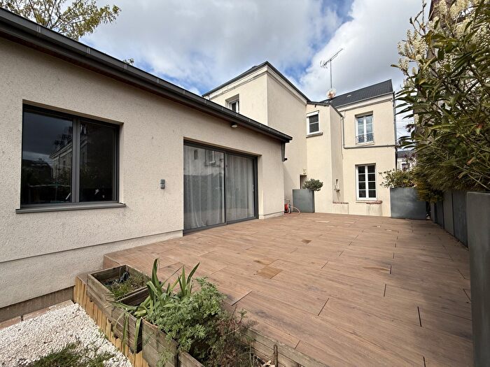 Maison à vendre - Tours, Rabelais, Tonnelle - 5 pièces - 4 chambres