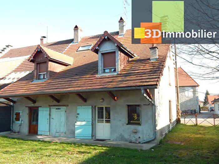 Maison 9 pièces à Bletterans, à vendre