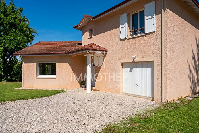La Buisse : Maison 5 pièces à vendre