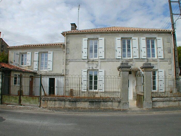 Maison 4 pièces à louer - Jarnac