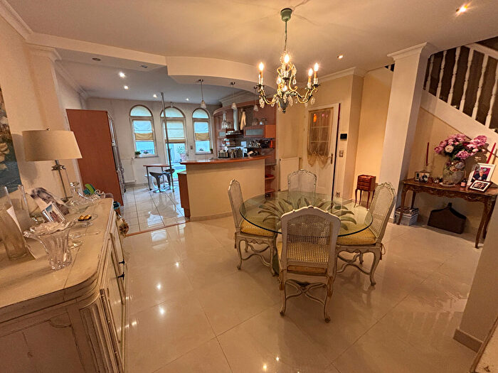 Appartement à vendre - Bourges, Centre-ville, Charlet, Lahitolle, Pignoux, Sembat - 4 pièces - 3 chambres