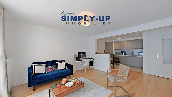 Maisons-Laffitte, Ouest : Appartement 2 pièces à vendre