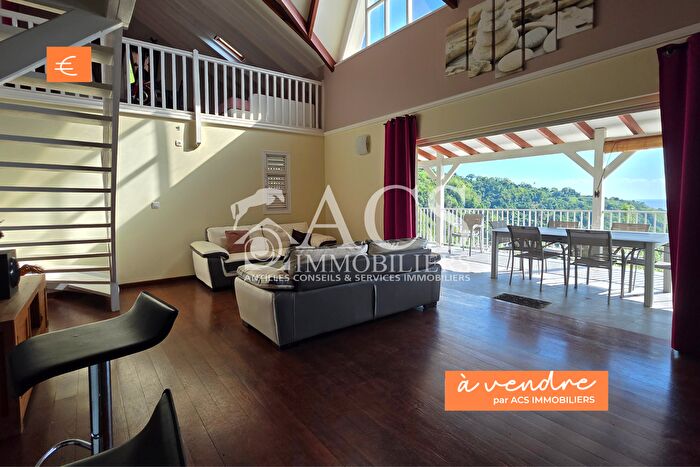 Maison à vendre - Saint-Pierre - 4 pièces - 3 chambres