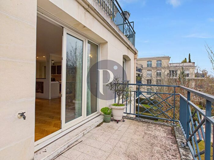 Appartement à vendre - Le Plessis-Robinson, Cité Basse - 4 pièces - 2 chambres