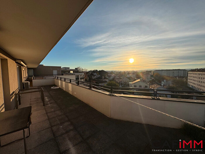 Appartement à vendre - Vénissieux, Georges Levy, Ernest Renan, Moulin à vent - 4 pièces - 3 chambres