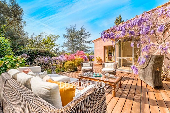 Maison à vendre - Mandelieu-la-Napoule, Minelle - 6 pièces - 4 chambres