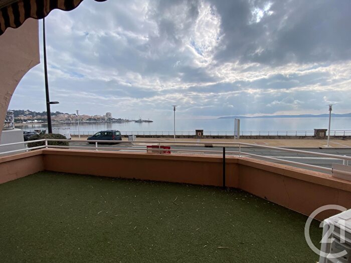 Appartement à vendre - Sainte-Maxime, Virgiles, Capet dAzur, Souleyas, Croisette - 3 pièces - 2 chambres