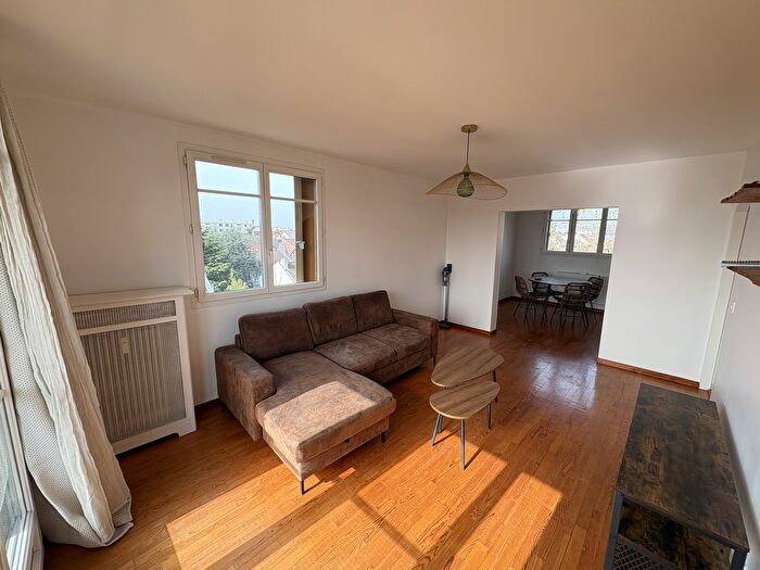 Appartement à louer - Champigny-sur-Marne, Maroc, Fourchette, Polangis - 4 pièces - 2 chambres