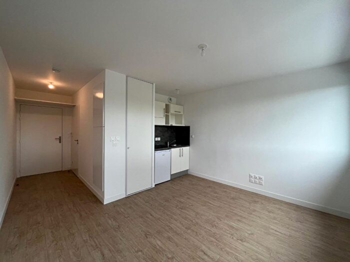 Quartiers Nord-Est, Beaulieu : Appartement 1 pièce à louer