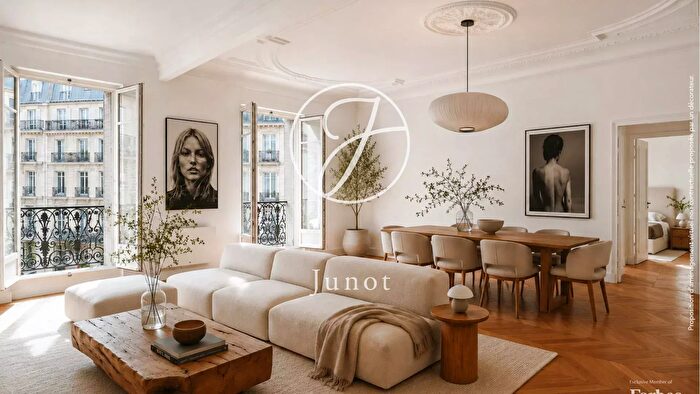 Paris 17ème, Courcelles, Wagram : Appartement 5 pièces à vendre
