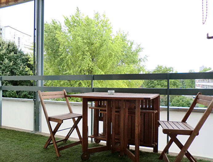 Appartement à louer - Lyon e , La Duchère - 1 pièce - 1 chambre